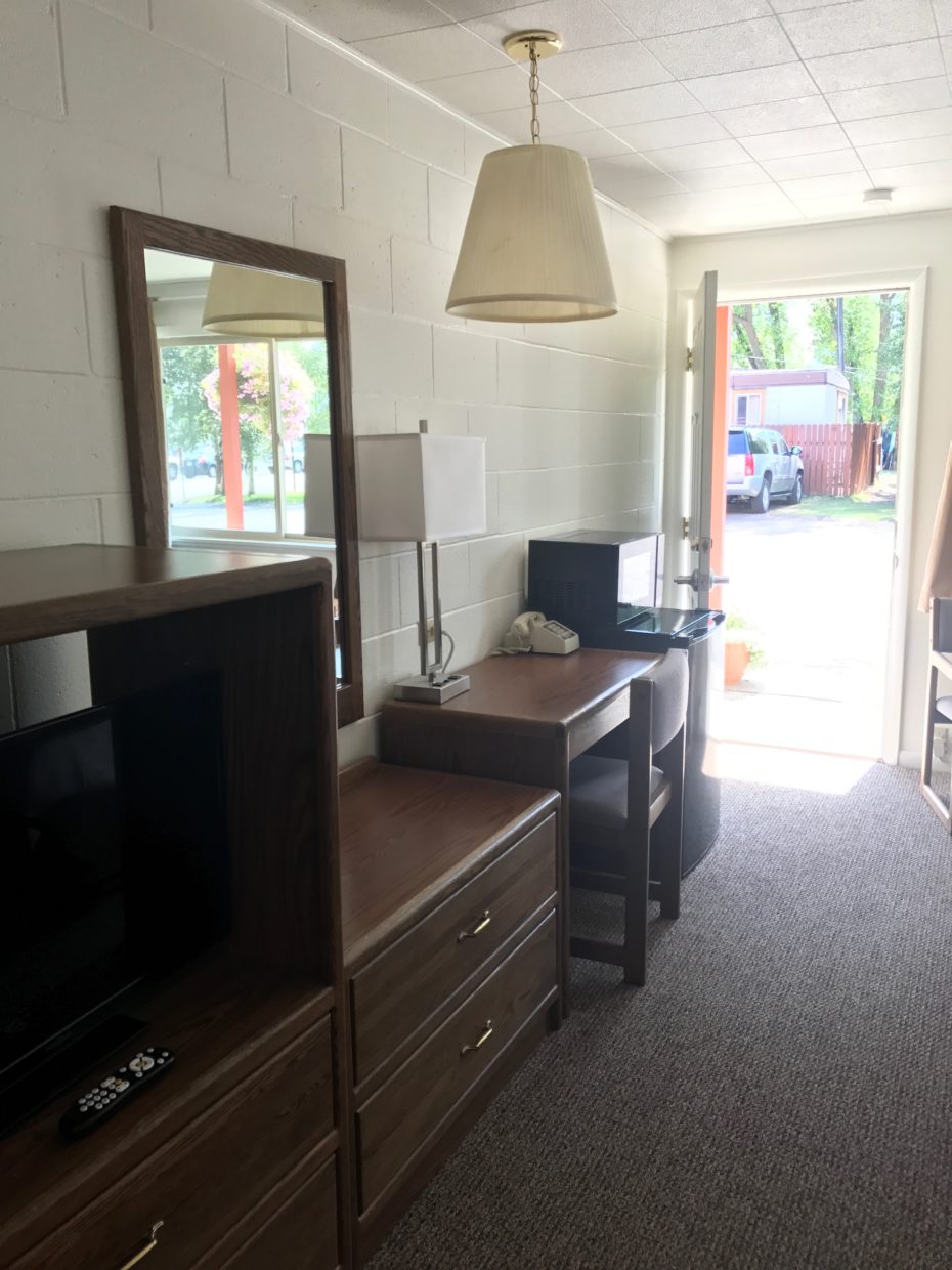 Motels in Jackson Hole WY | Rooms & Rates | 4 Winds Motel